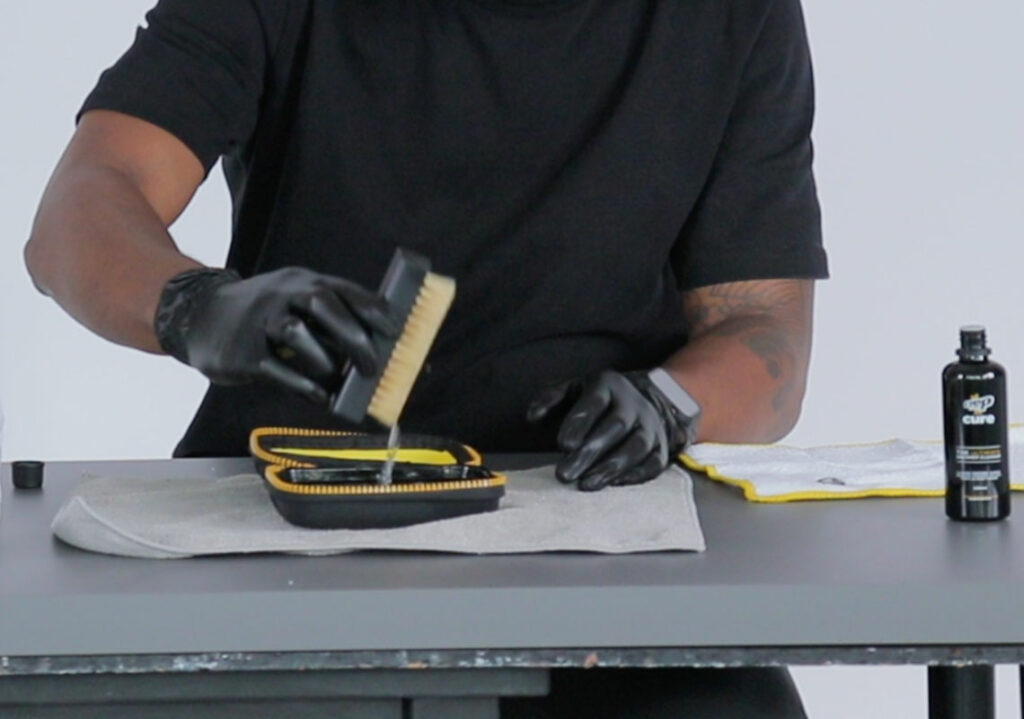 Crep Protect Cure Cleaning Kit: How Good Is It? - Saucedby