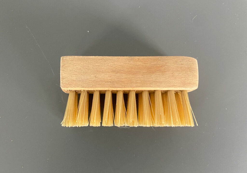 Squeaky Clean Premium Shoe Cleaning Kit Review - Saucedby